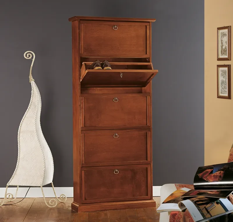 Scarpiera in legno colore noce arte povera, colonna singola con 5 ...